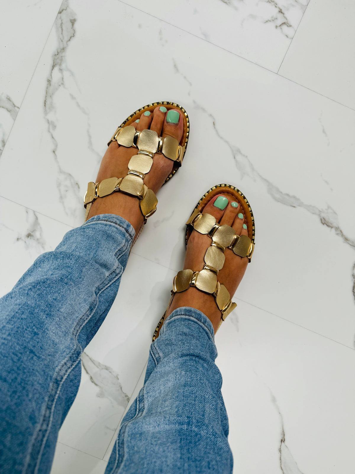 CHERY STYLE – CS Shoes B.V.